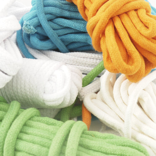 Magic tricks with Rope and Magicians Rope and other props – Monster Magic